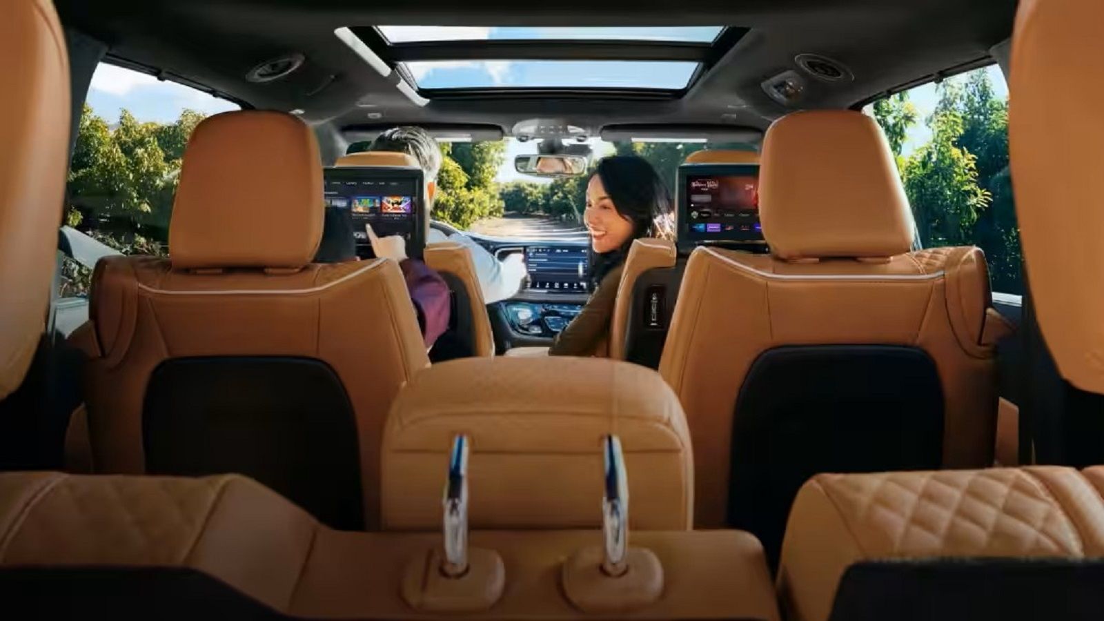 Why You Should Pick The Chrysler Pacifica Hybrid Over Any SUV