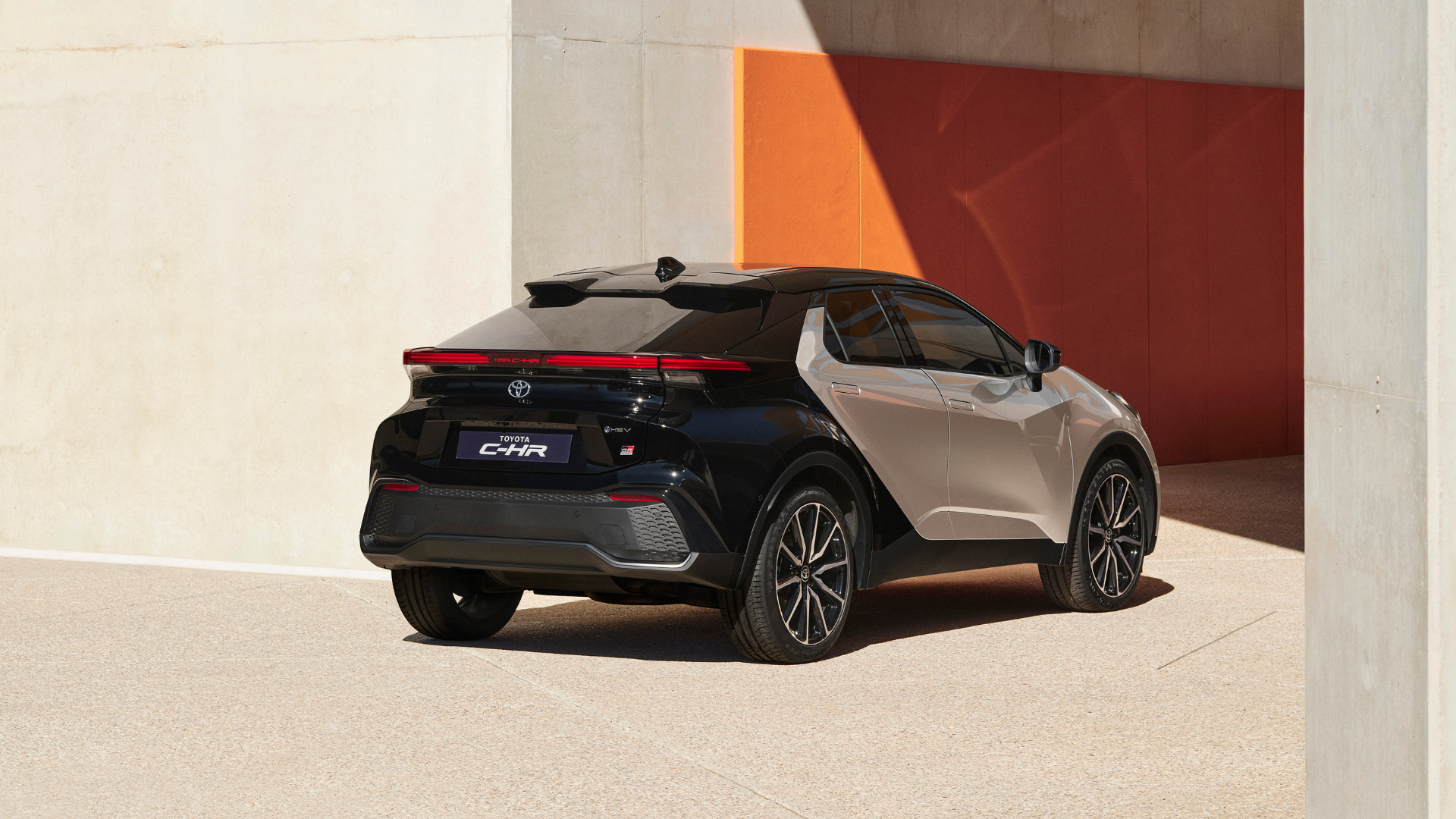 Chr phev store