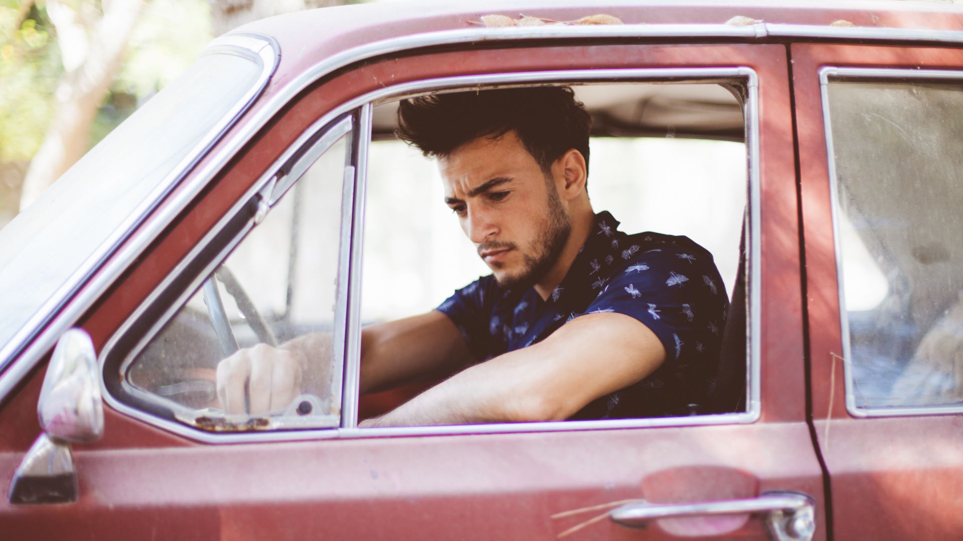 10 Bad Driving Habits You May Not Even Realize You Have