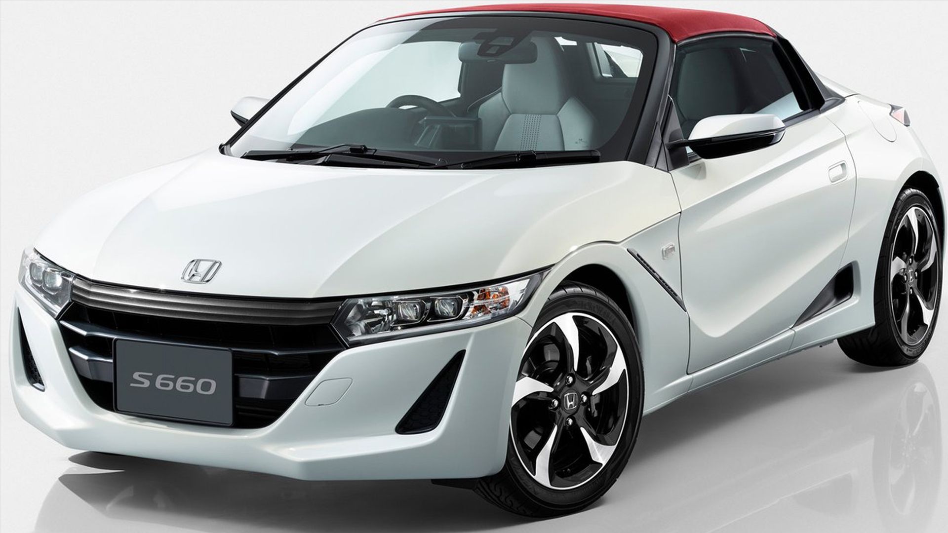 10 Attainable Mid-Engined Sports Car Every Enthusiast Should Own