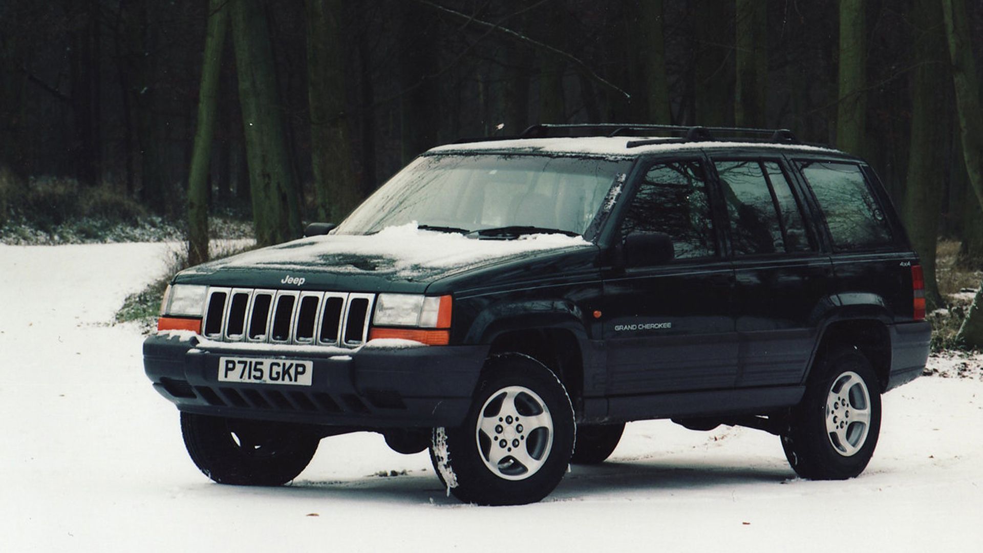 10 Properly Fast Sleeper SUVs That Can Outrun Most Sports Cars