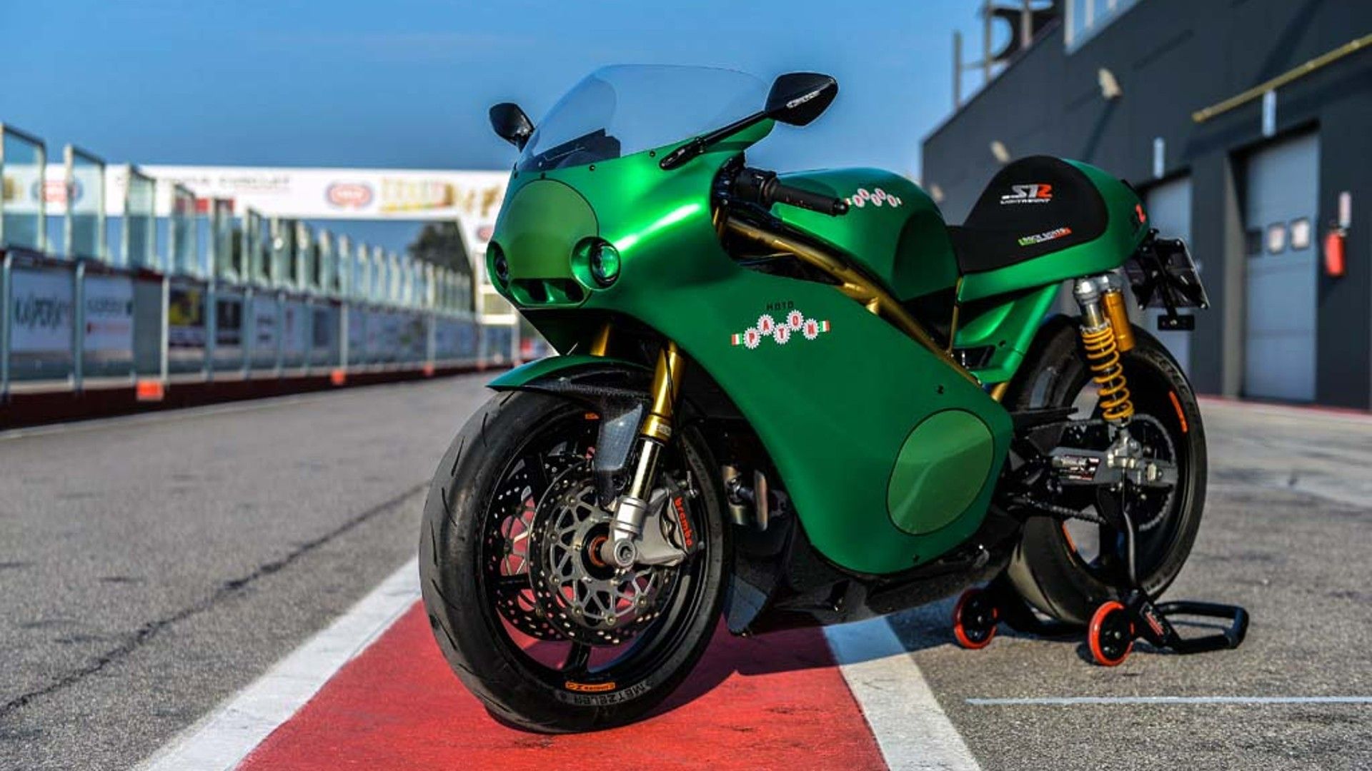 10 Things We Love About The Paton S1-R Lightweight