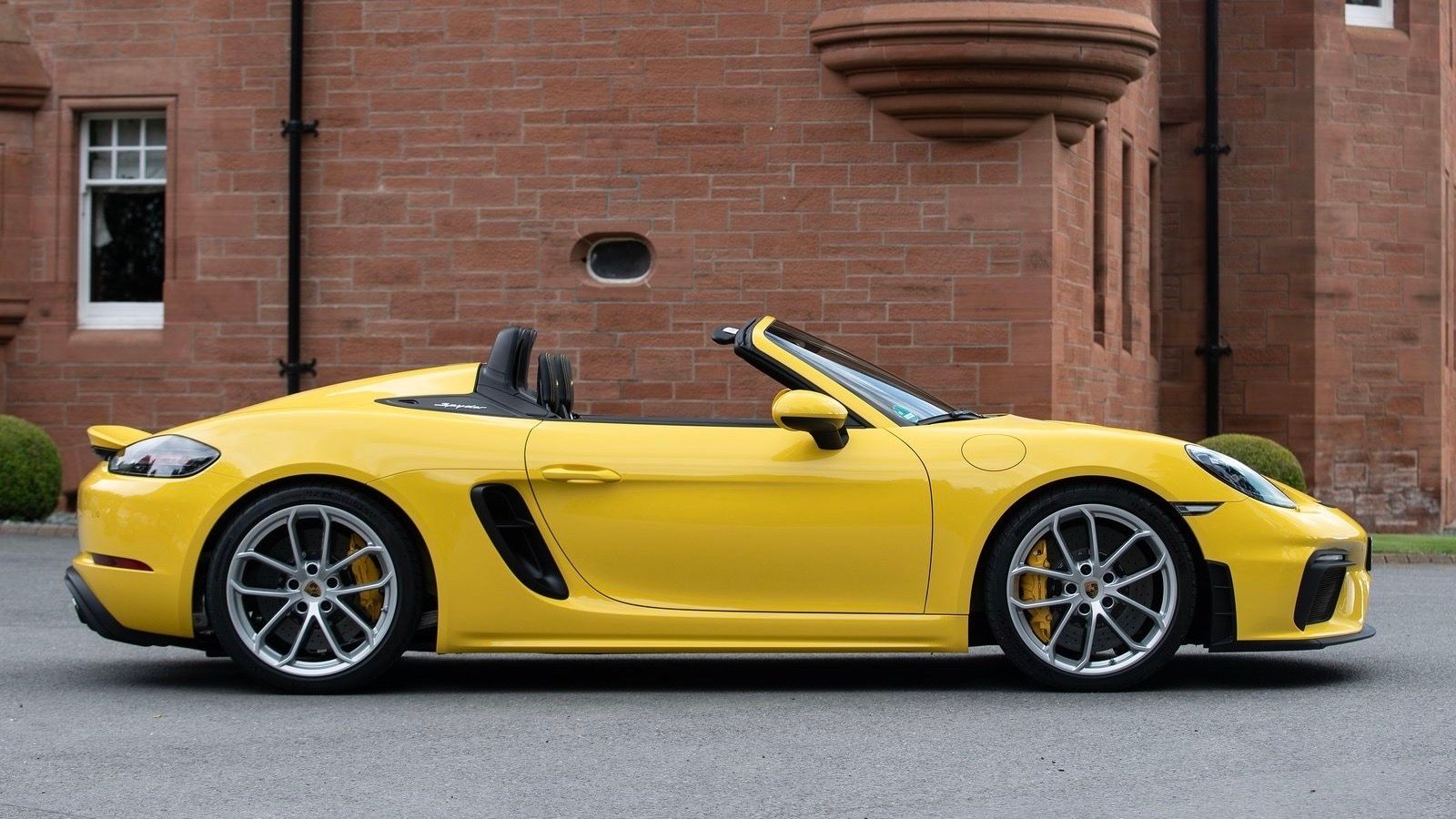 10 Things Only Real Sports Car Owners Understand