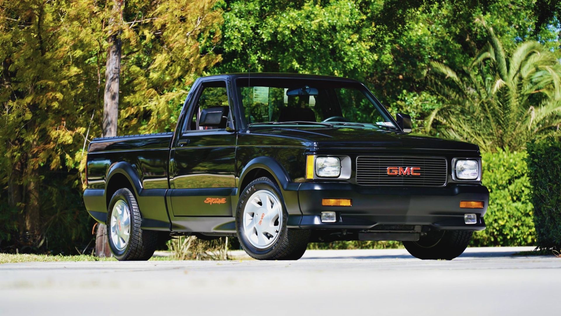 10 Most Iconic Pickup Trucks Of All Time