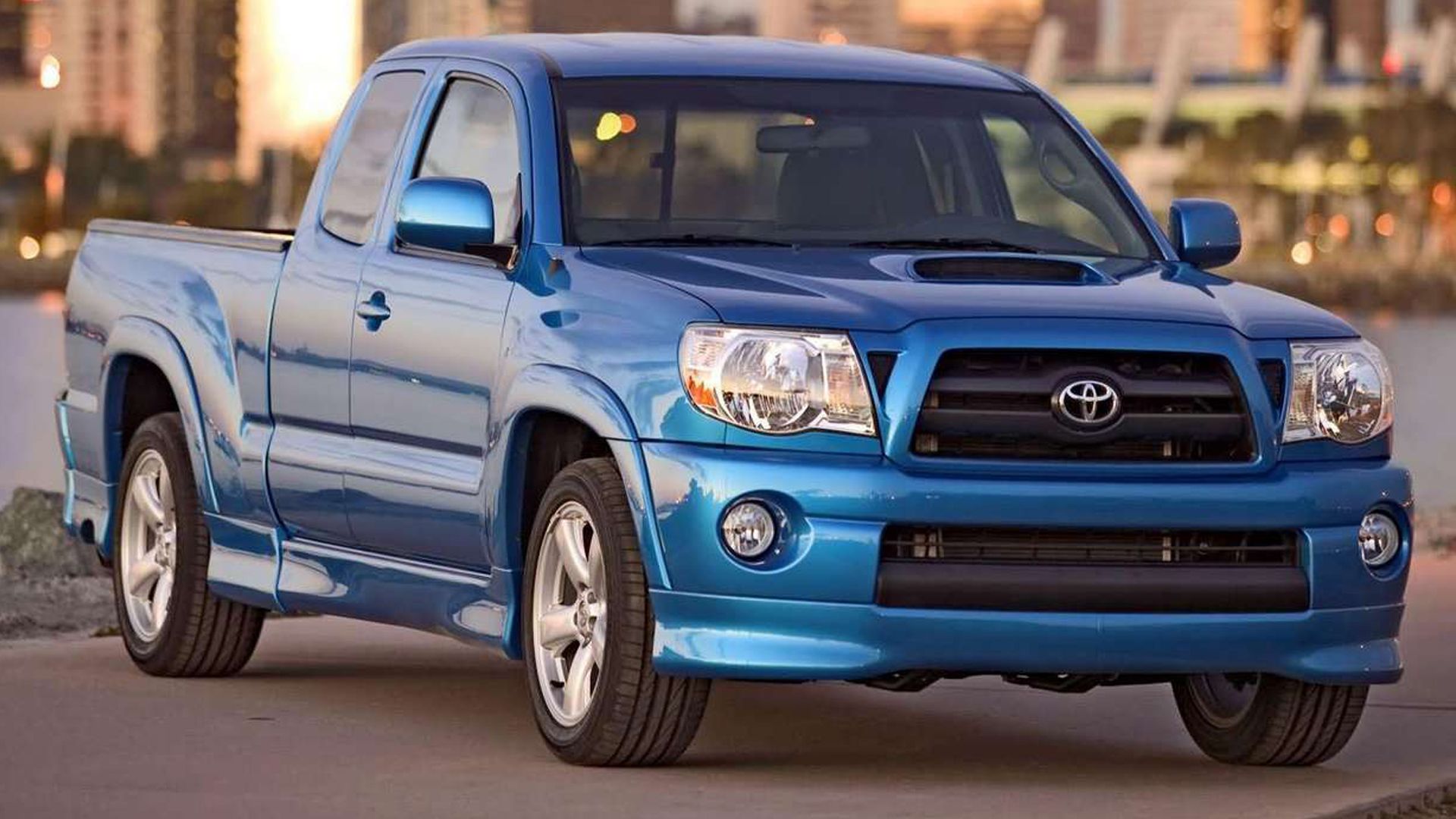 10 Cheap Luxury Trucks That Punch Above Their Weight