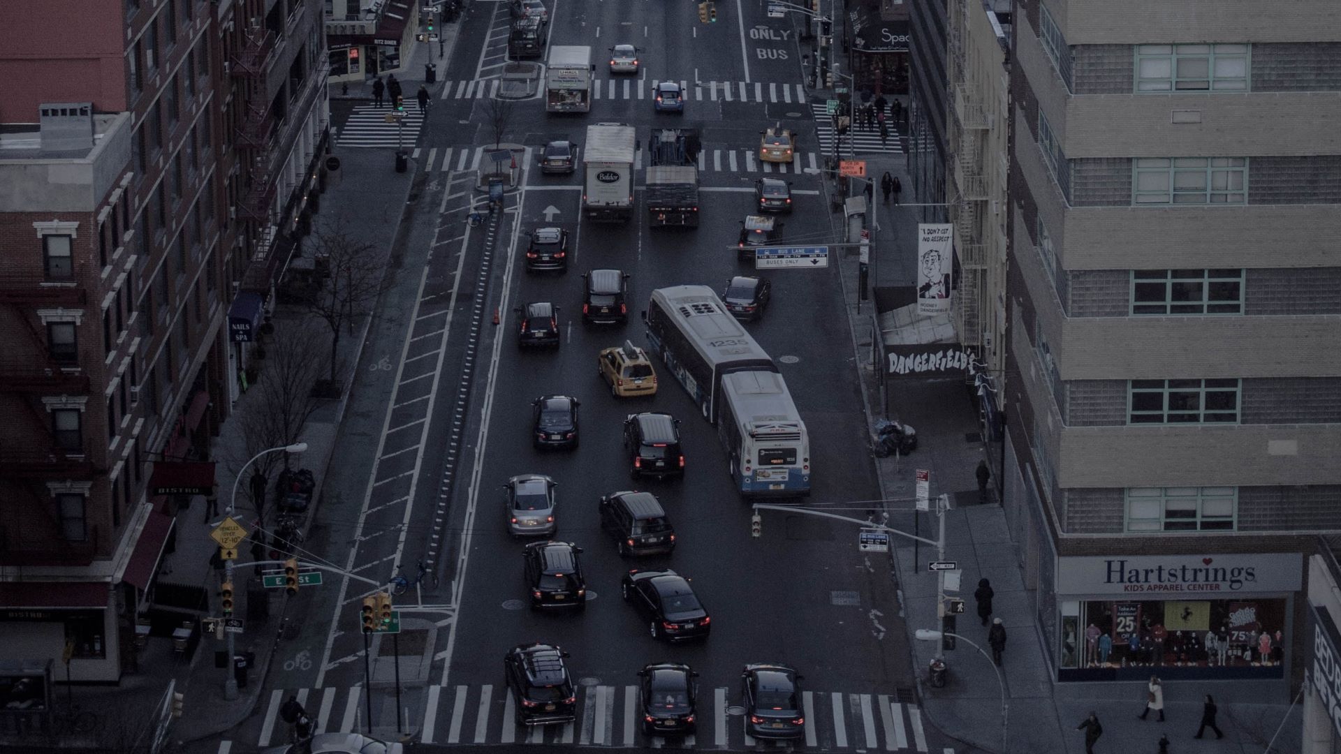 10 Bad Driving Habits You May Not Even Realize You Have