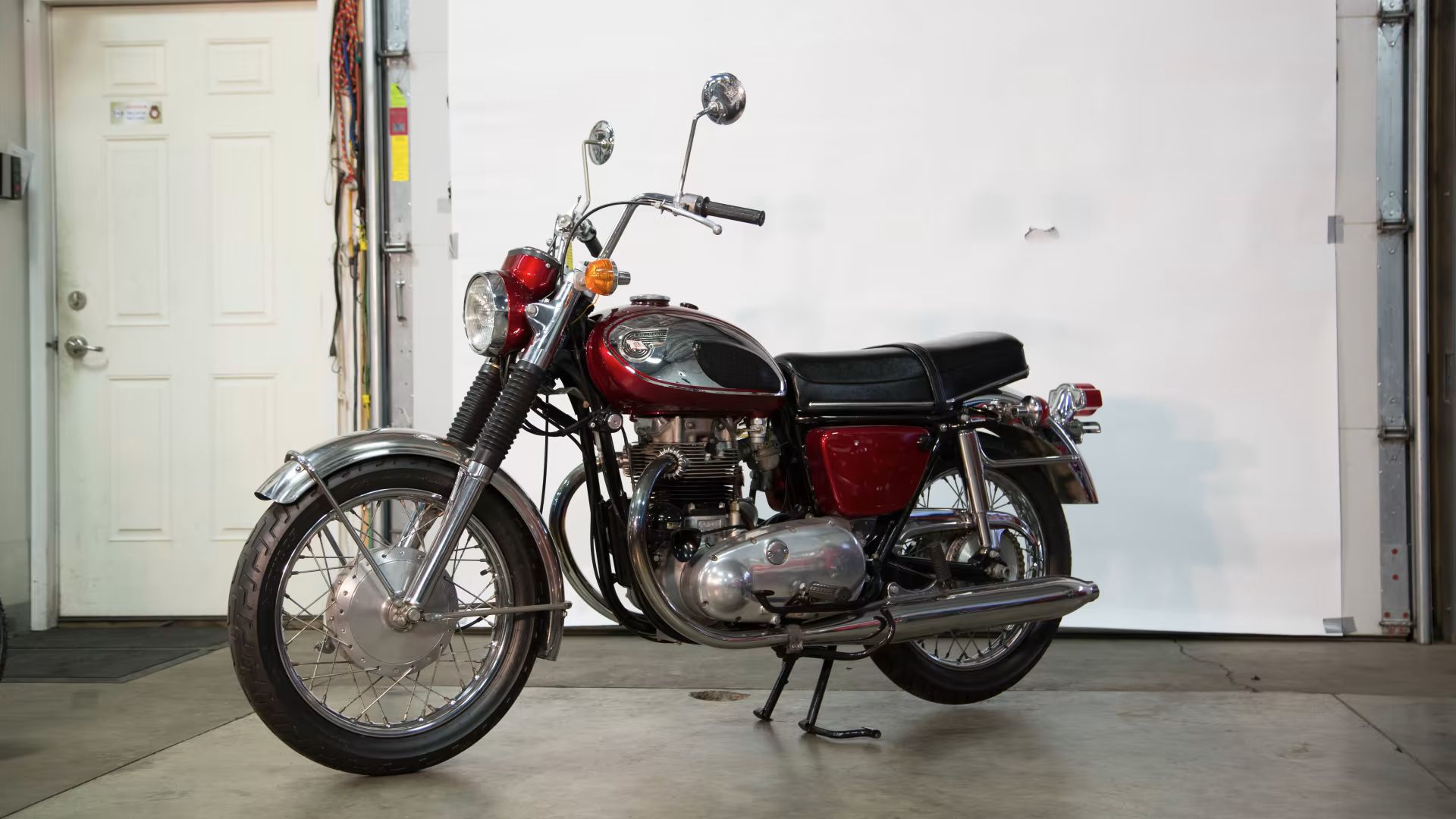 Top 5 Modern Retro Bikes (And The 5 Vintage Motorcycles They're Based On)