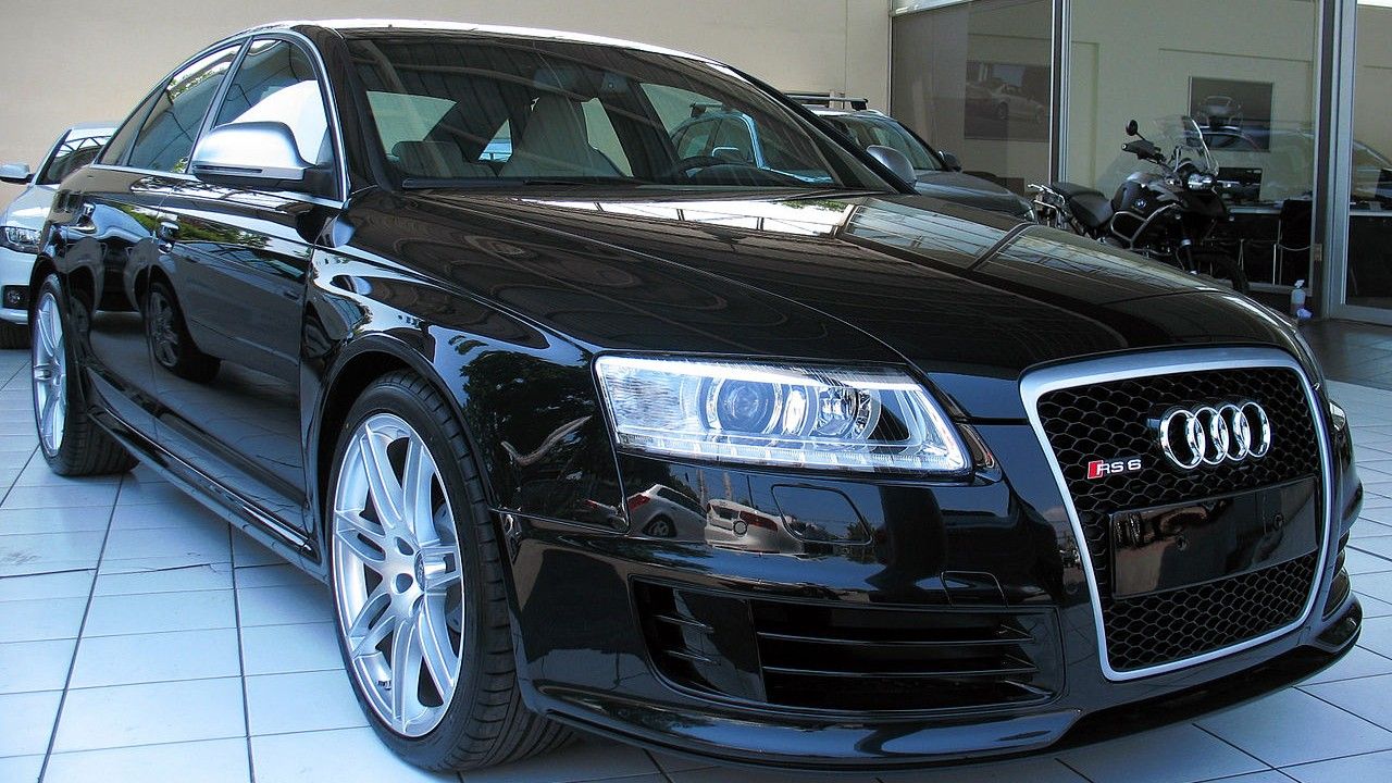 13 Affordable Cars That Are Faster Than A Dodge Challenger Scat Pack