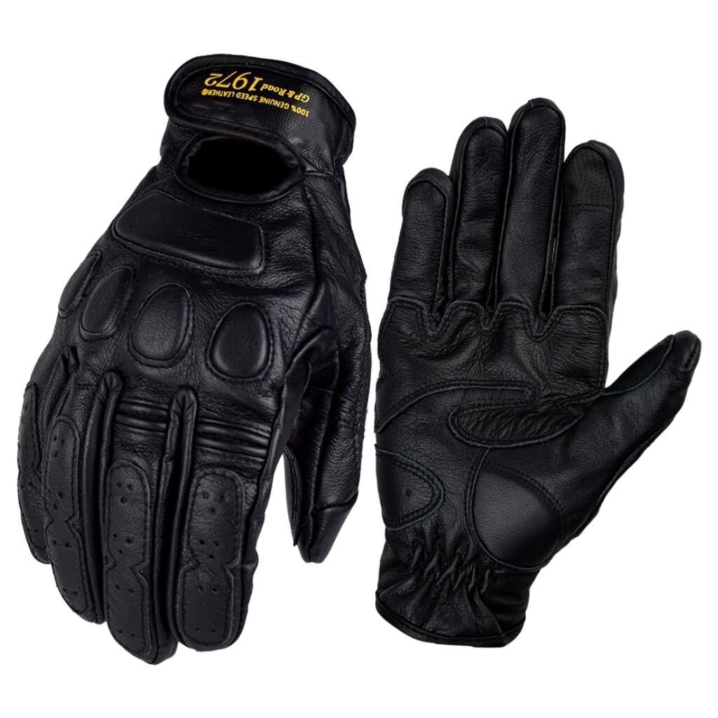 5 Essential Pieces of Motorcycle Gear (And 5 You Can Really Do Without)