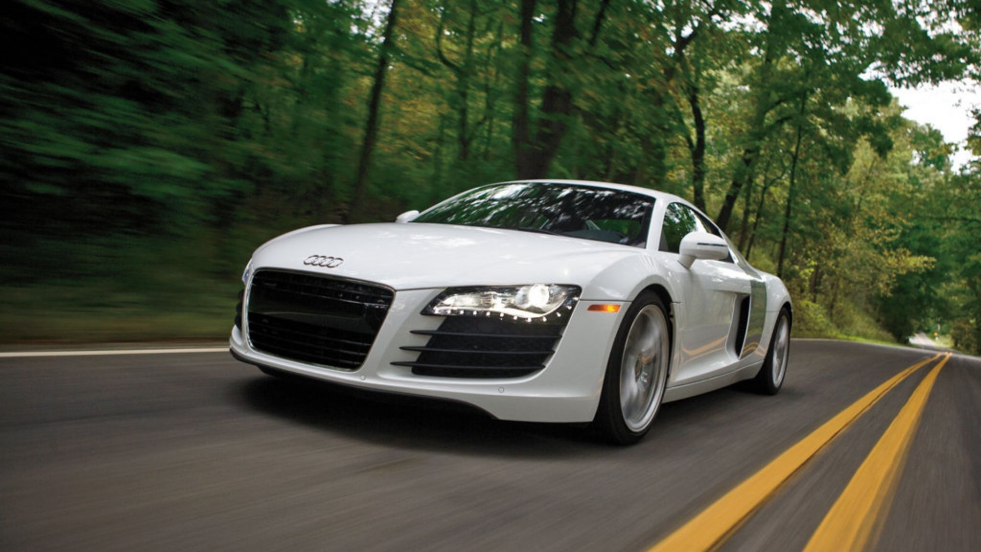 10 V-8 Sports Cars That Are Unfairly Overlooked