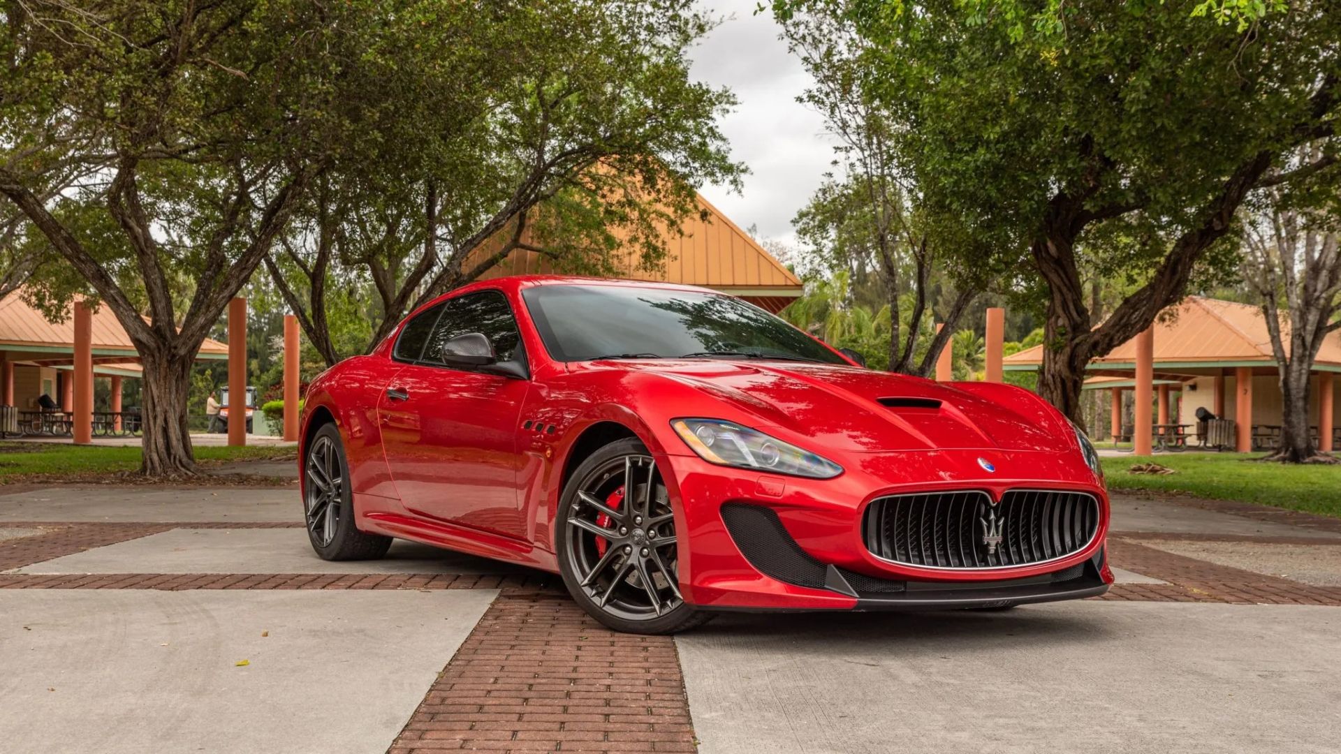 10 V-8 Sports Cars That Are Unfairly Overlooked