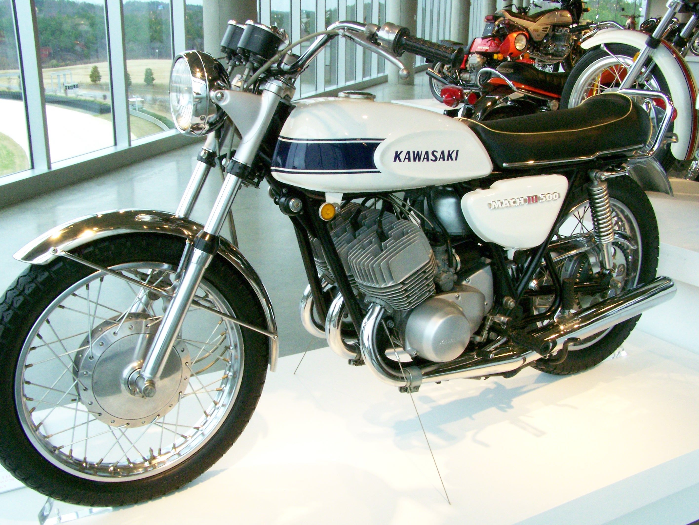 10 Things That Made The Kawasaki H1 Mach III Special