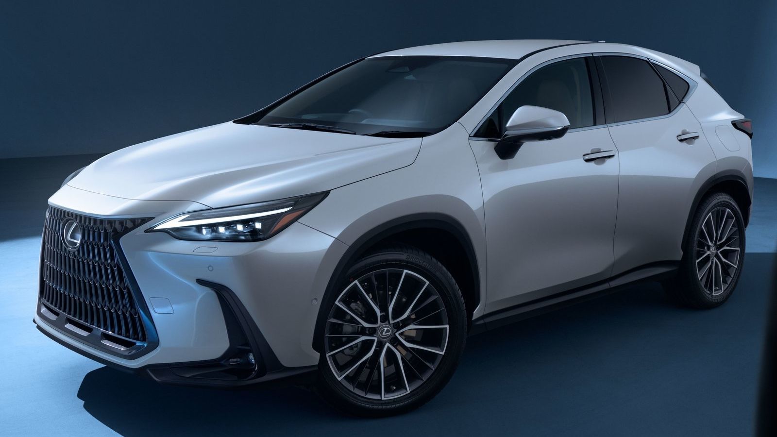 Here’s Why The Toyota RAV4 Hybrid's Rich Cousin From Lexus Is Worth The ...