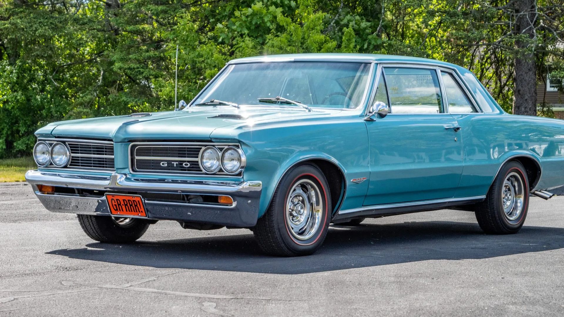 10 Unforgettable Muscle Cars From The 1960s and 1970s