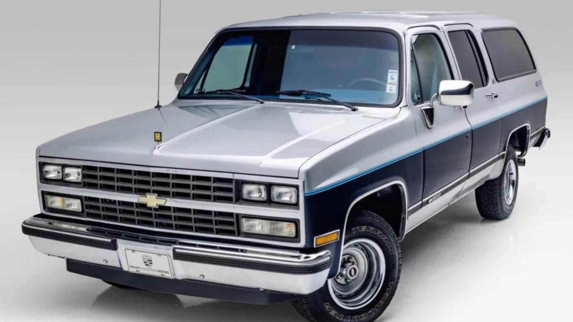 Chevrolet Suburban: The Story Of America's Longest Running Nameplate