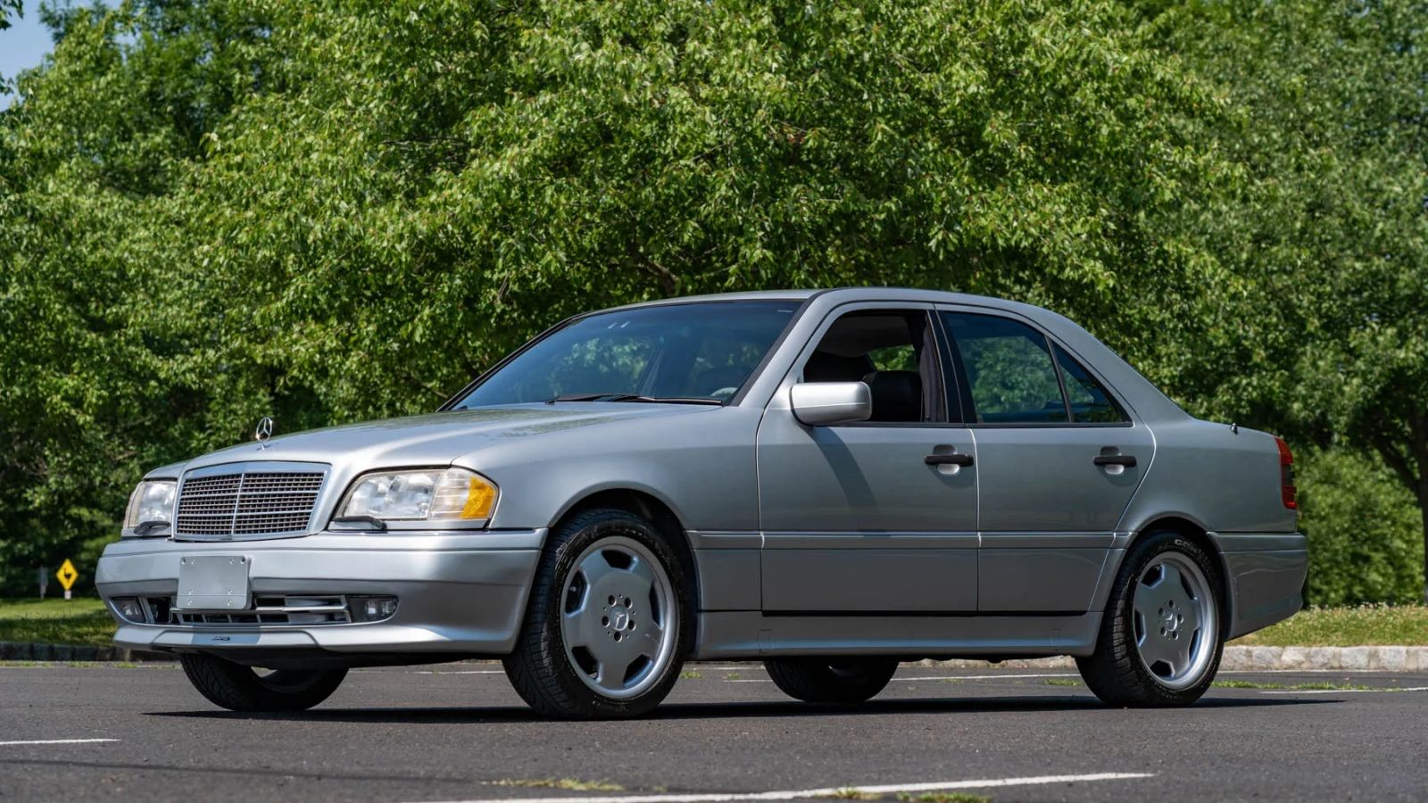 10 Most Underrated Sports Sedans Of The '90s