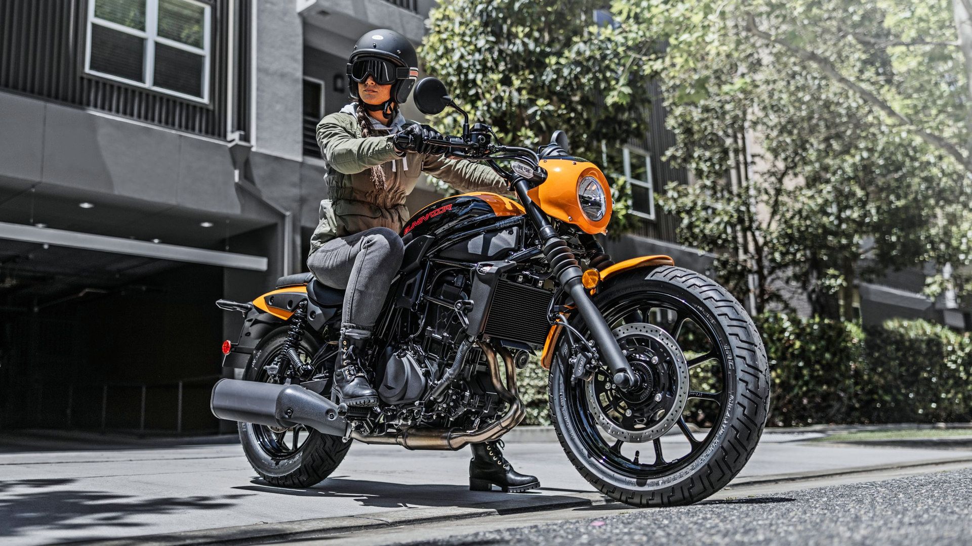 10 Small Cruiser Motorcycles You Can Ride On The Freeway