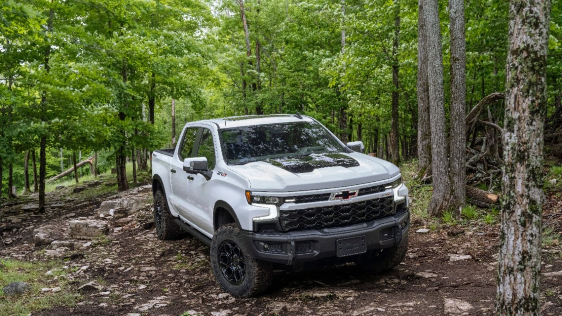 10 Things That Make The PaxPower Jackal The Ultimate Chevy Silverado