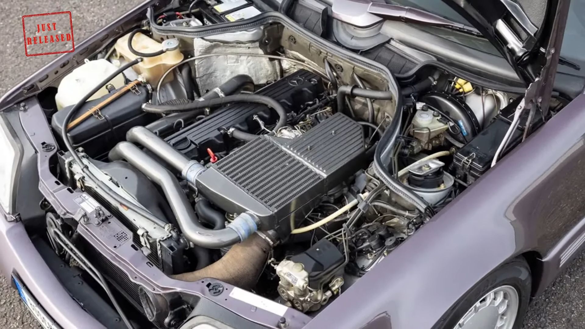 The Forgotten '90s Gull-Wing Mercedes That Few People Know About