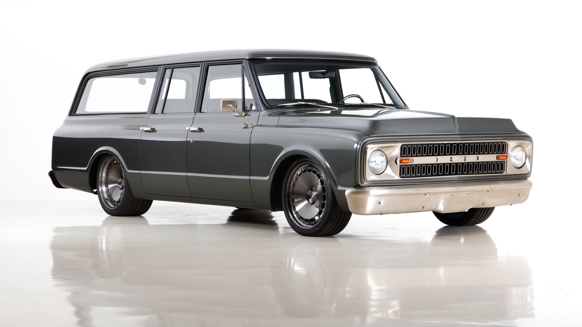 Designing A Perfect ICON with Jonathan Ward