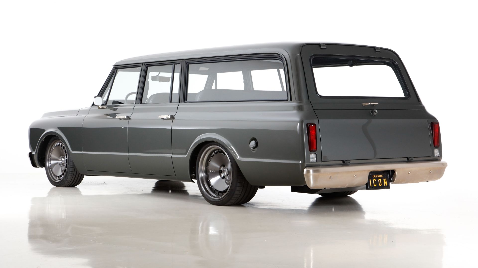 Designing A Perfect ICON with Jonathan Ward