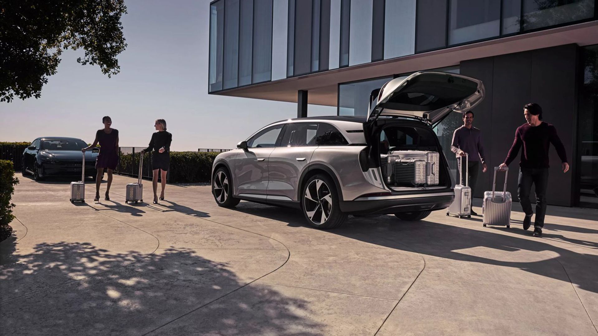 10 Things You Need To Know About The Lucid Gravity Electric SUV