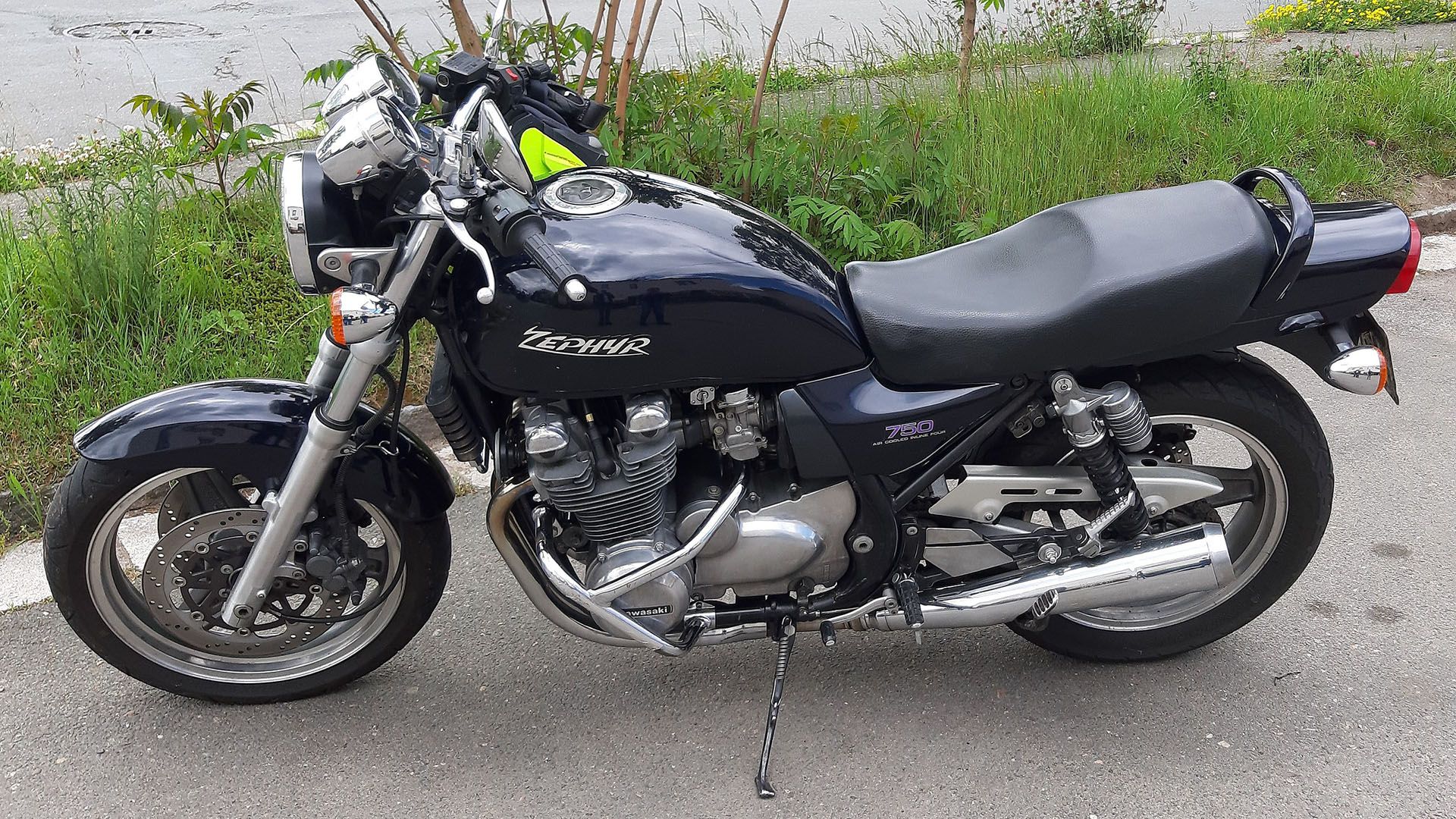 10 Classic Kawasaki Motorcycles That Defined An Era