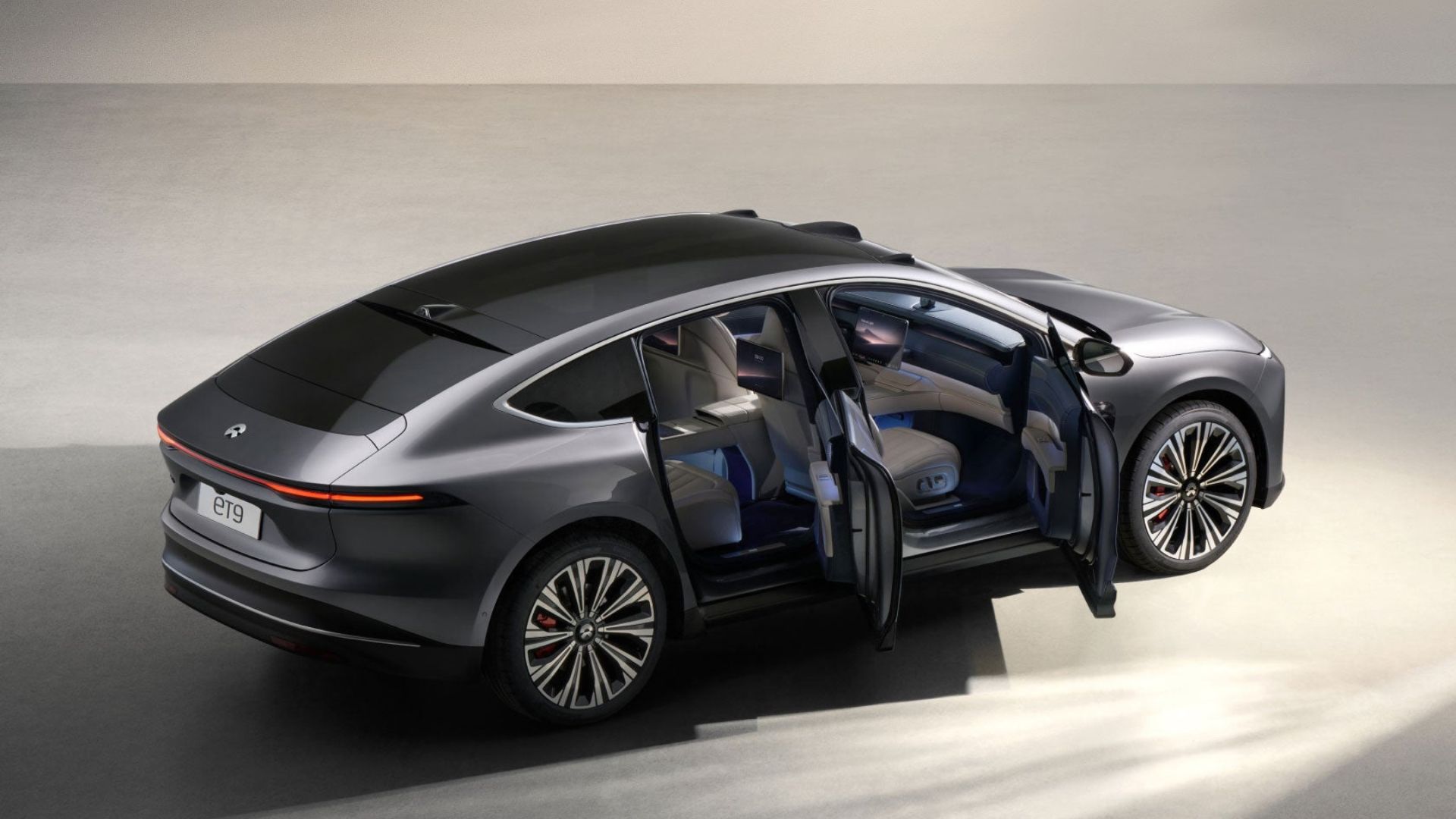 Nio's Flagship ET9 EV Arrives With A 900-volt Architecture And 600 kW ...