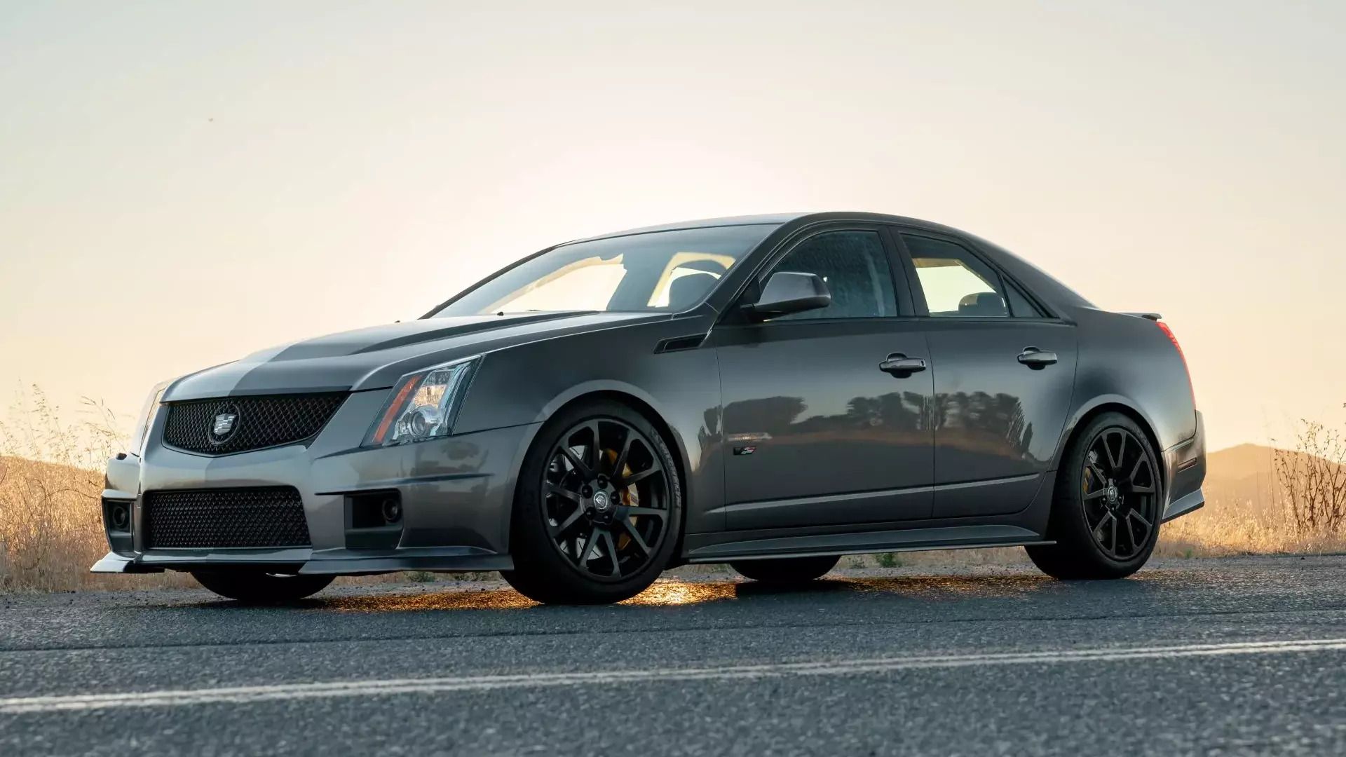 10 Fast 4 Door Sports Cars Under $40,000, Ranked By Top Speed