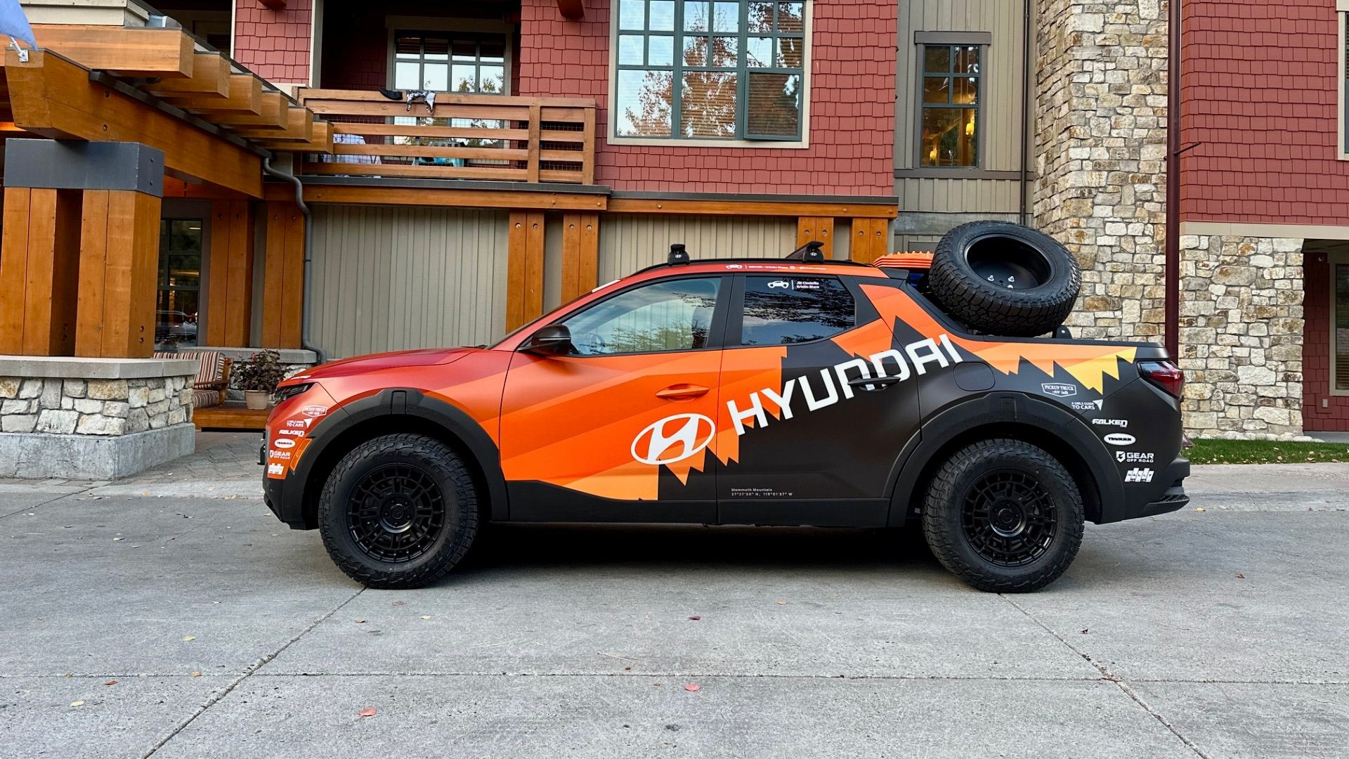 Exclusive: How Hyundai Created Team Brute Squad’s Off-Road Santa Cruz
