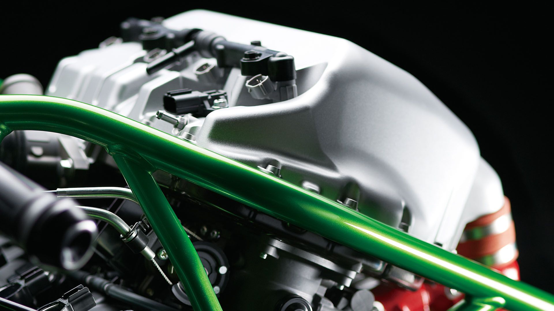 The Secrets Behind The Kawasaki Ninja H2's Powerful Engine