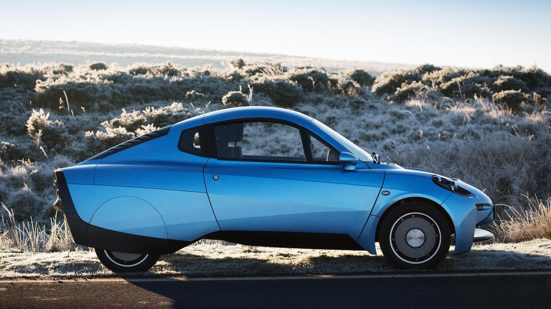 10 Companies Deeply Invested In Hydrogen Fuel Cell Systems