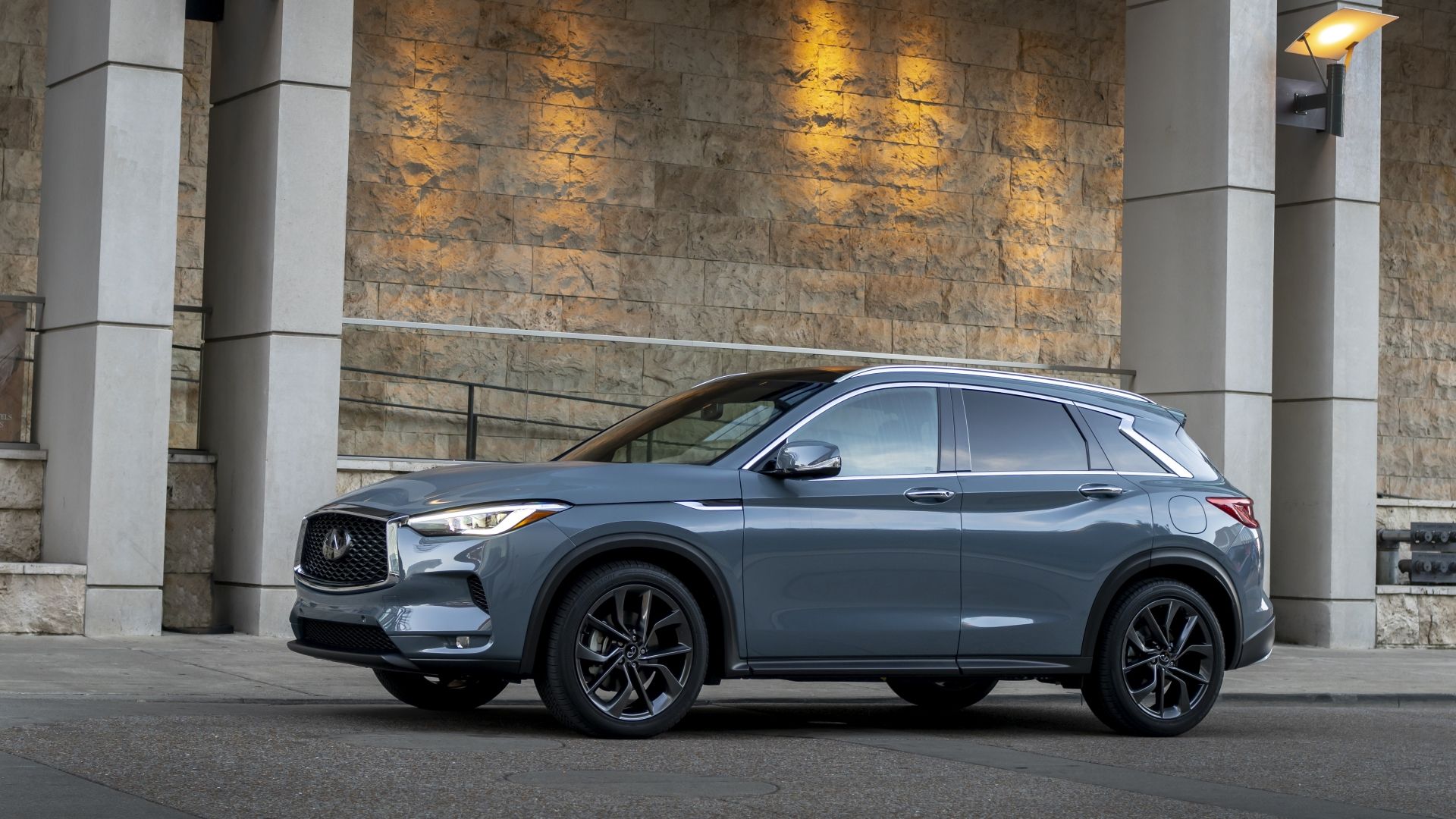 Two Luxury SUVs May Be Gone From America After Tariffs