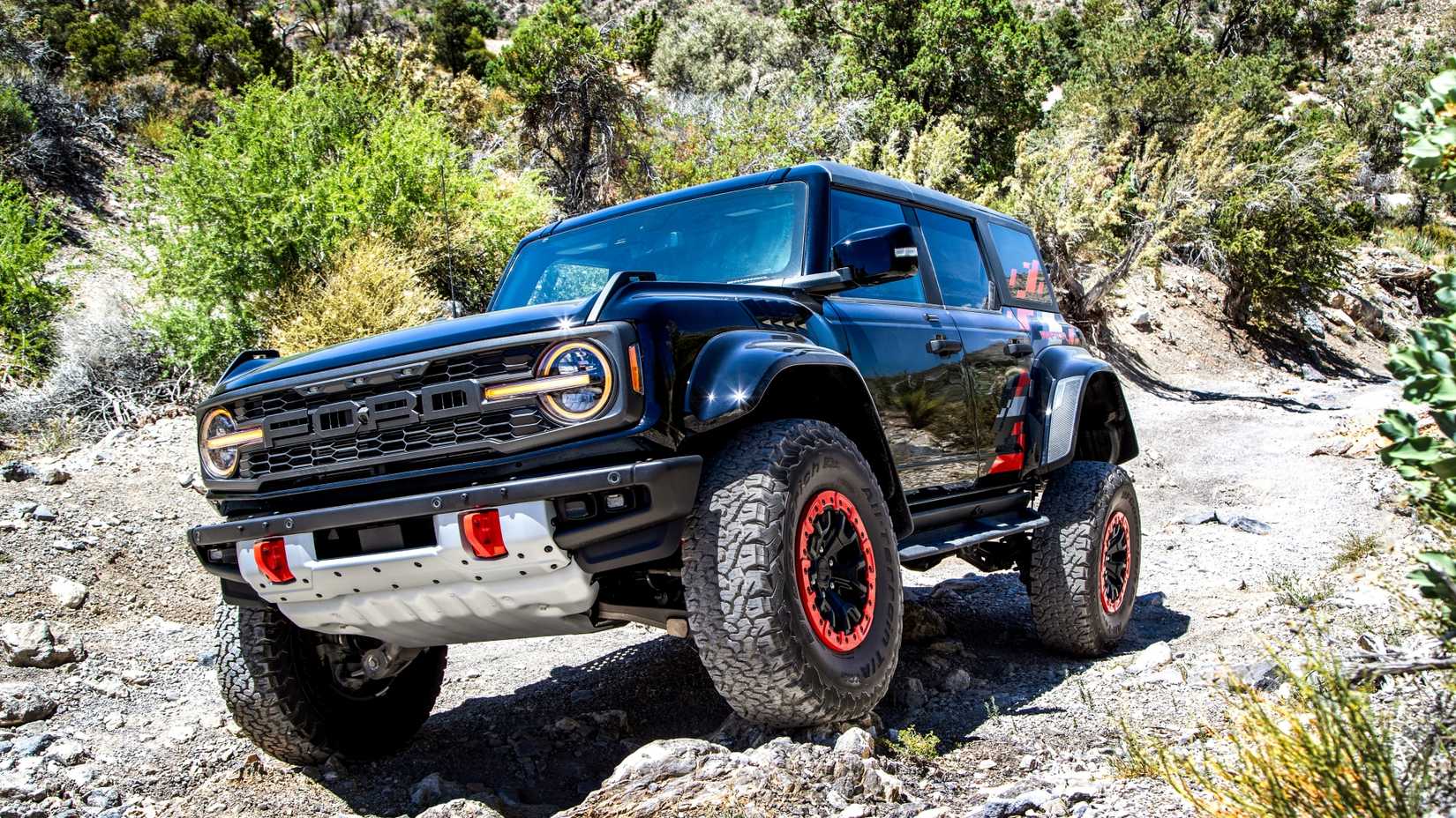 10 SUVs With The Highest Ground Clearance For Off-Roading