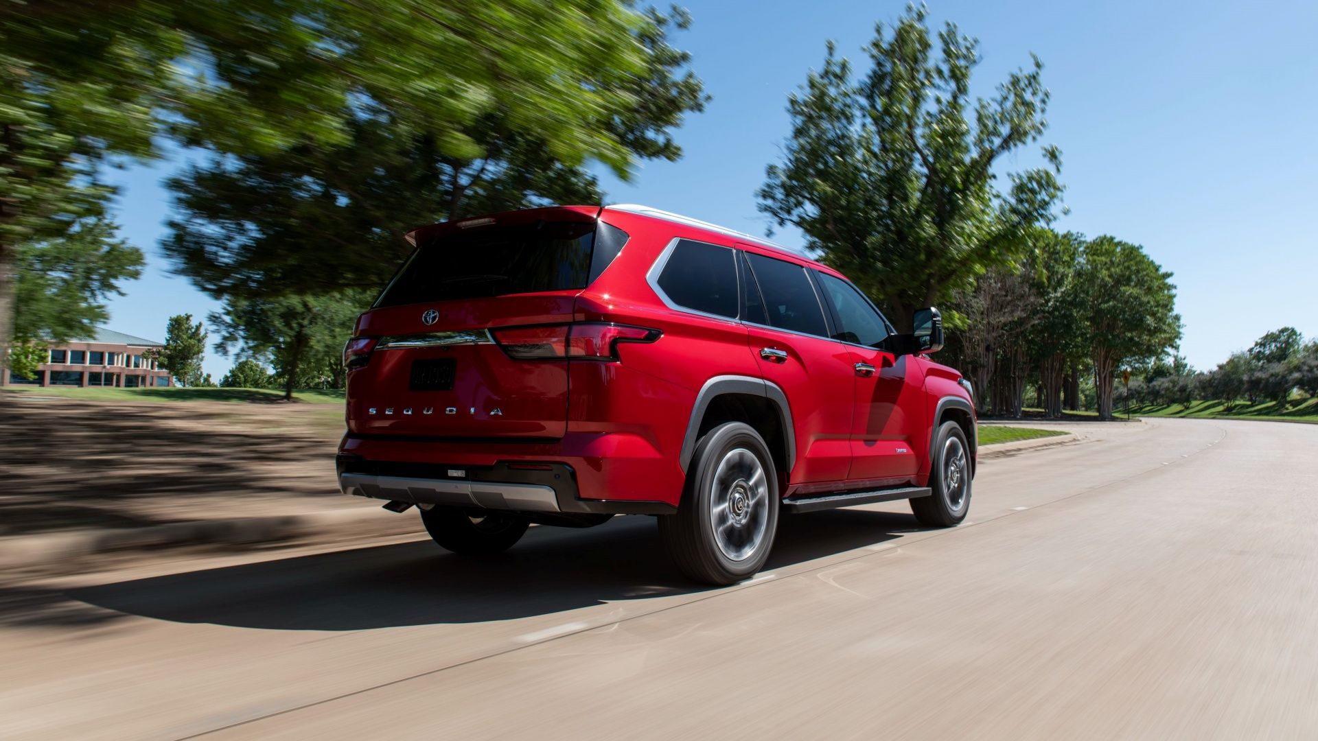 The Hybrid SUV That Depreciates The Least After 1 Year Of Ownership