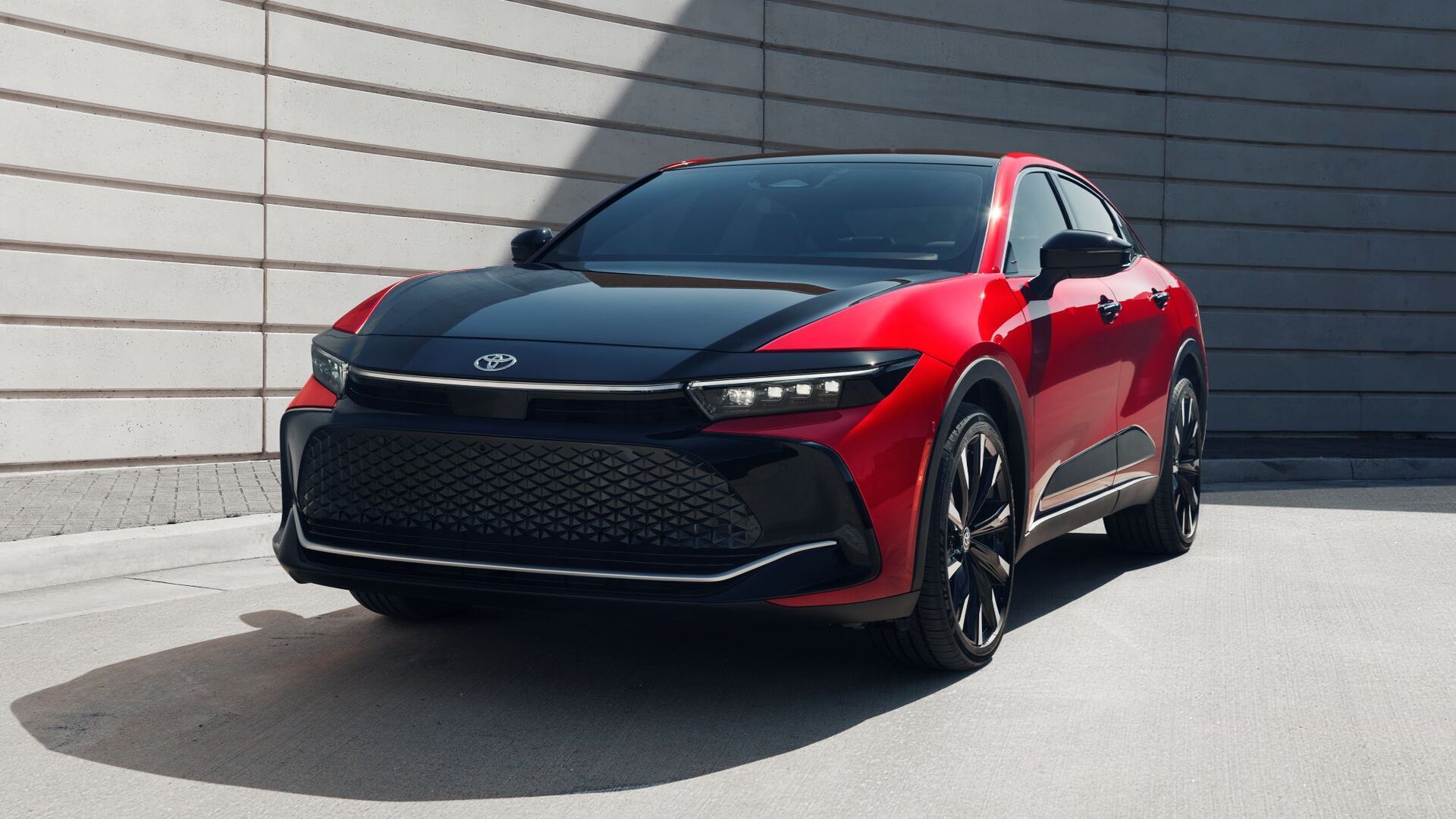 10 Hybrid Cars That Are Perfect For Long Road Trips
