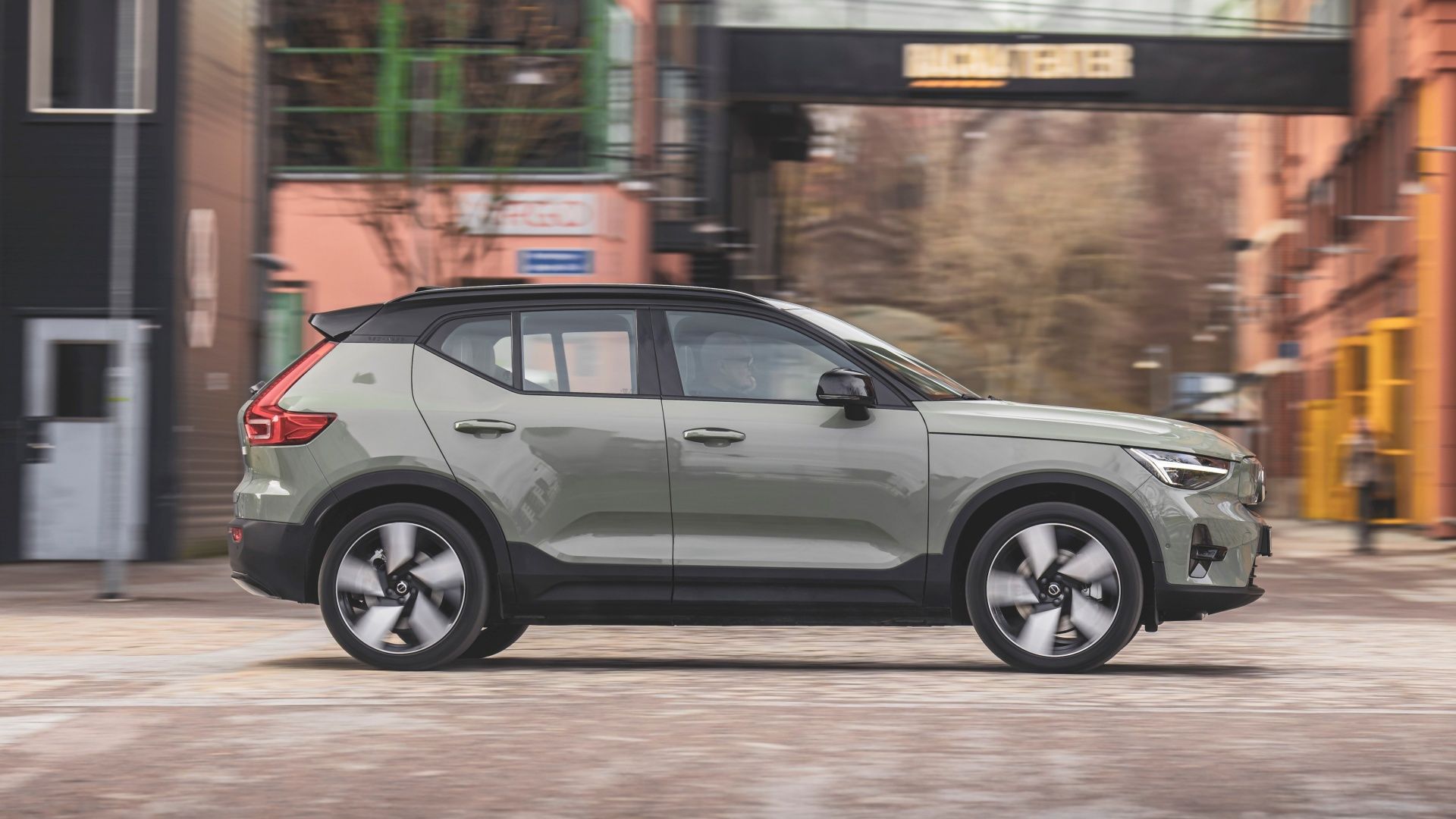 Pros And Cons Of Owning The Volvo XC40 Recharge