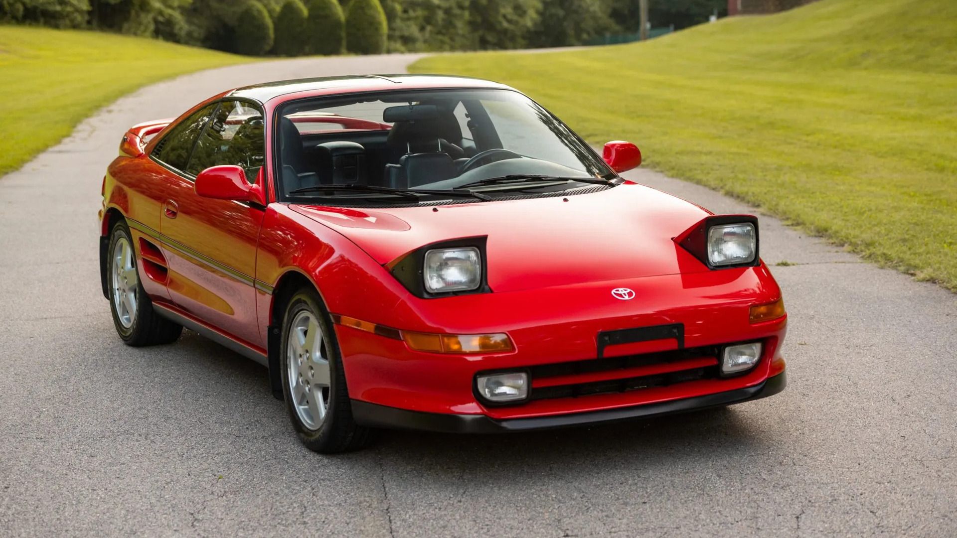 10 Underrated Coupes From The 1990s That Still Turn Heads