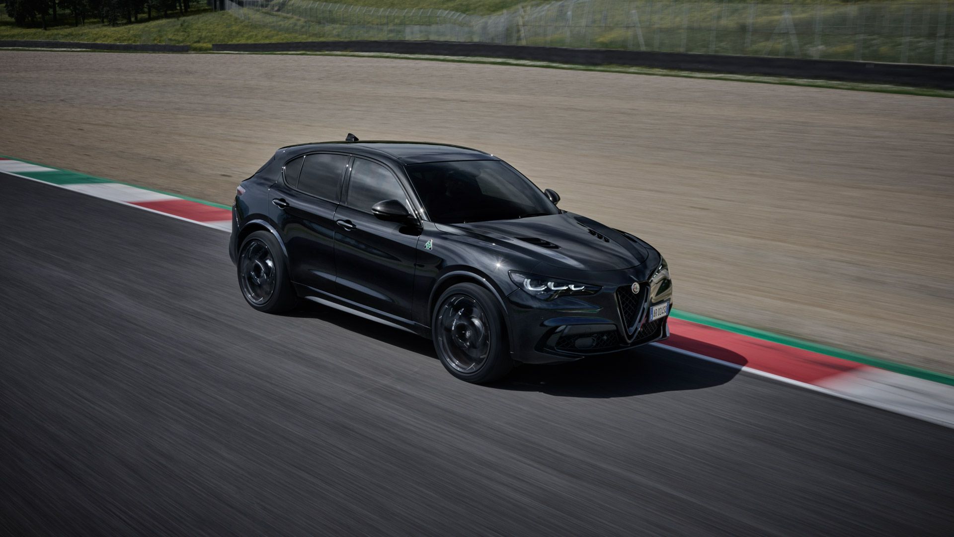 10 Quickest V6 SUVs Available In 2024