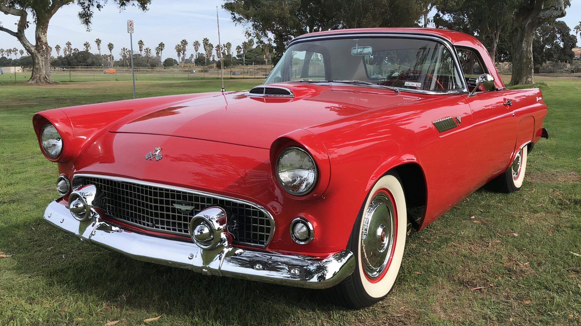 History Of The 1955 Ford Thunderbird And How It Changed Over 3 Years Of ...