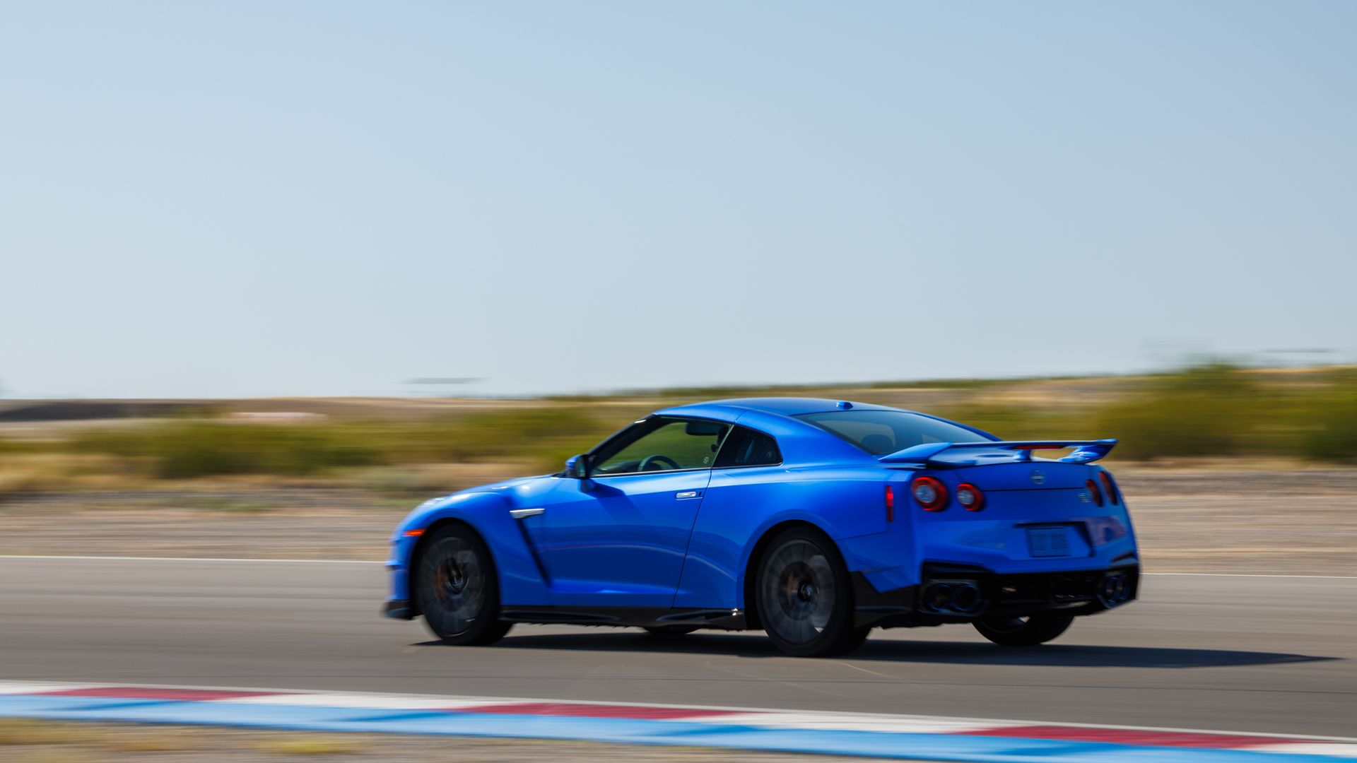 How Fast Is the Nissan GTR? Engine, Speed, And Horsepower Explained