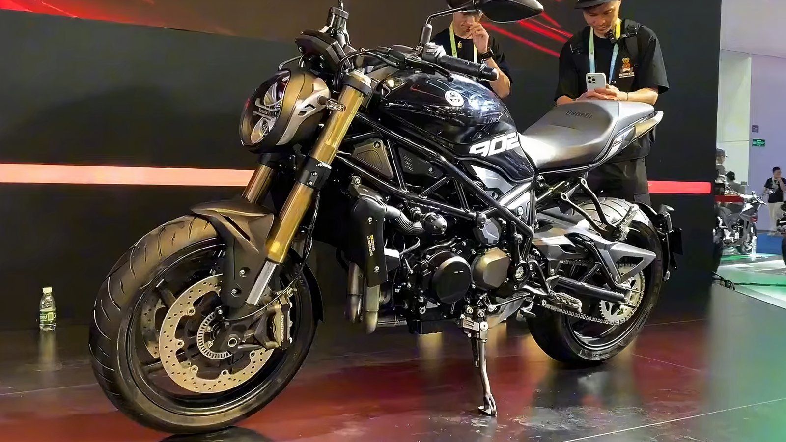 This Benelli Streetfighter Should Scare Japanese Middleweight Nakeds
