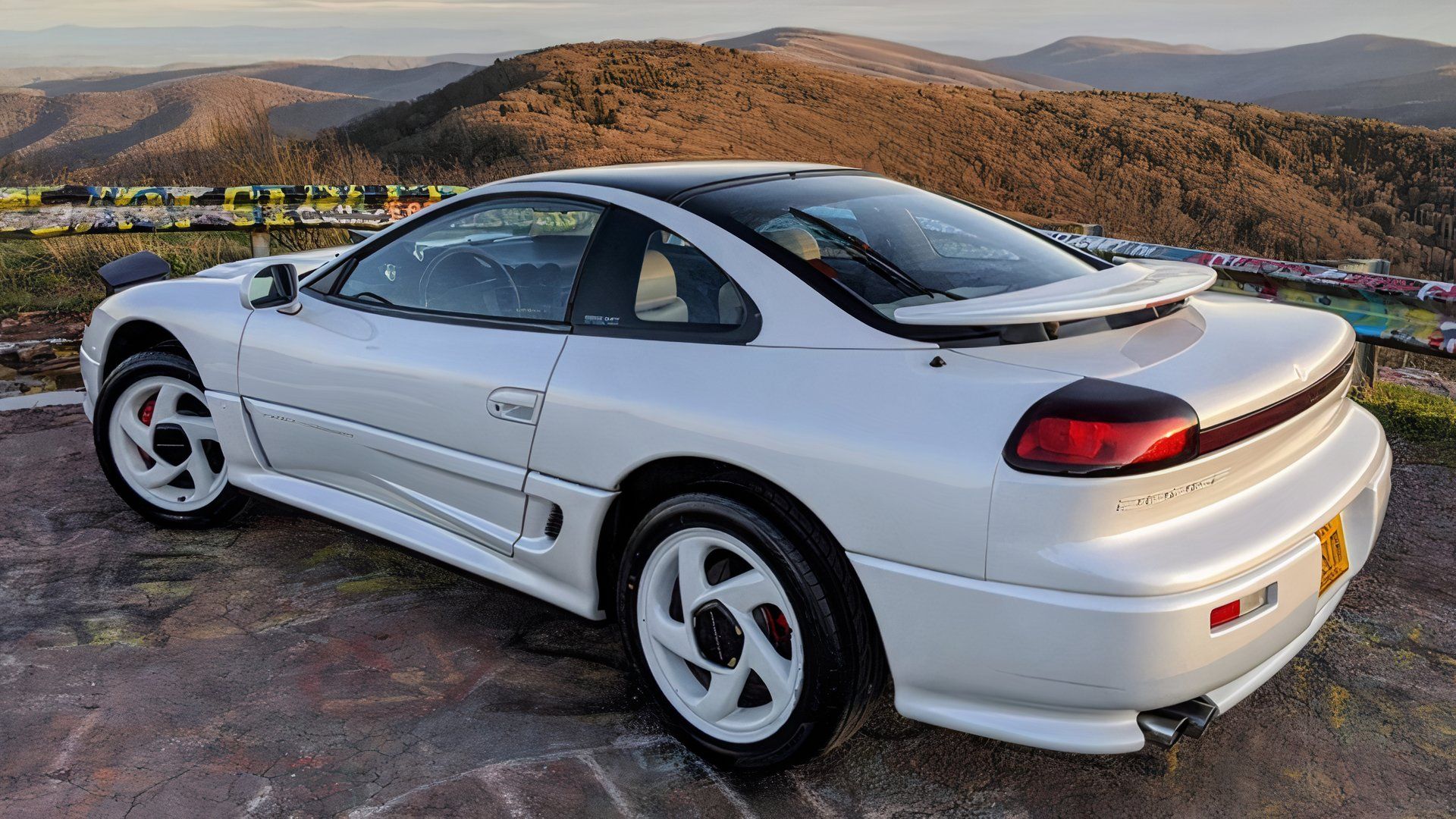 15 Super Affordable Luxury Cars From The 1990s With Notorious Reliability