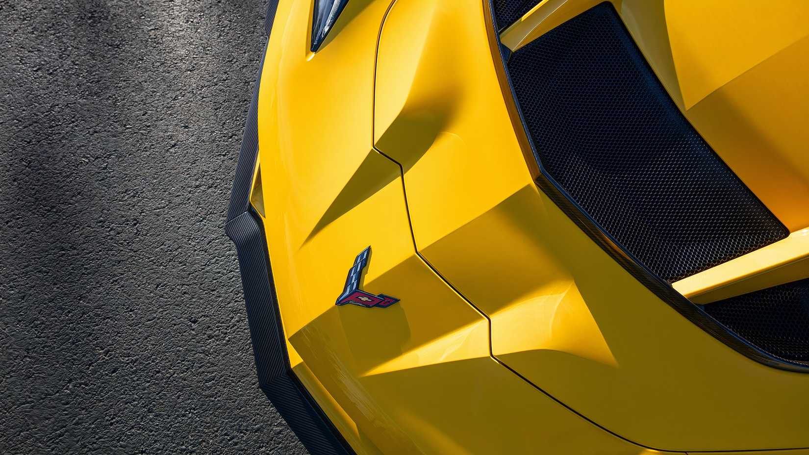10 Key Differences Between The Chevy Corvette ZR1 and Corvette Z06