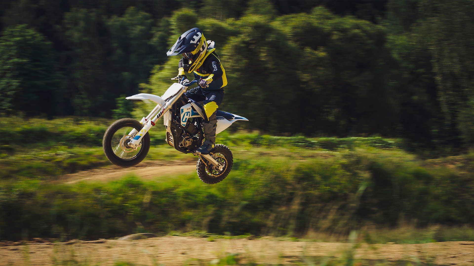 After The Svartpilen, New Husqvarna Vitpilen 801 Is On The Horizon