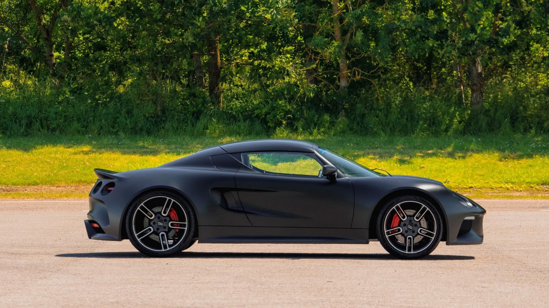 This Electric Sports Car Is Lighter Than A Honda With Three Times The ...