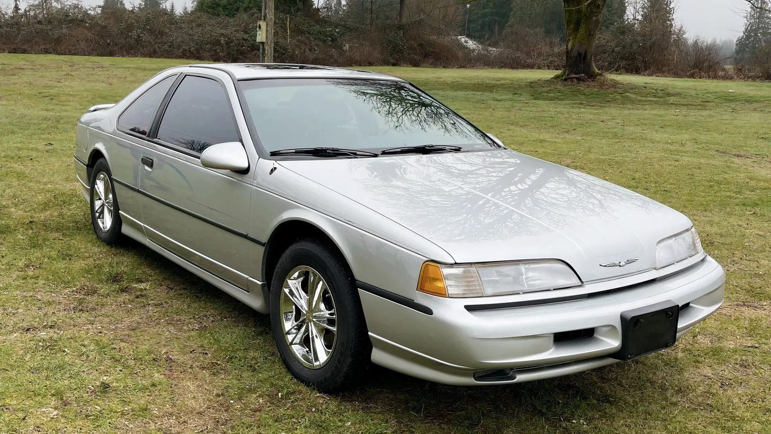 10 Muscle Cars From The 90s That Stayed True To Their Roots
