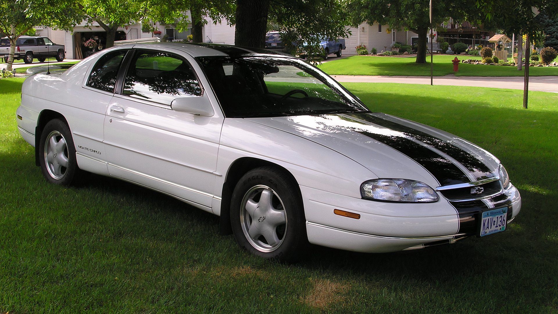 10 Muscle Cars From The 90s That Stayed True To Their Roots