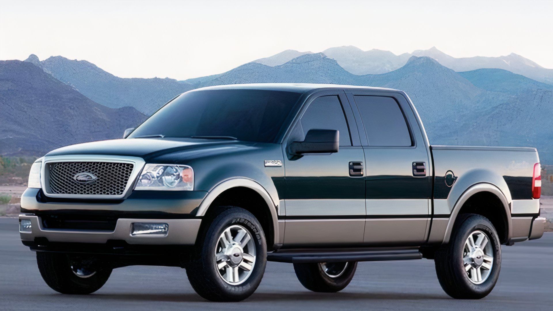 10 Trucks Built In The 2000s That Are Still Great For Heavy-Duty Work