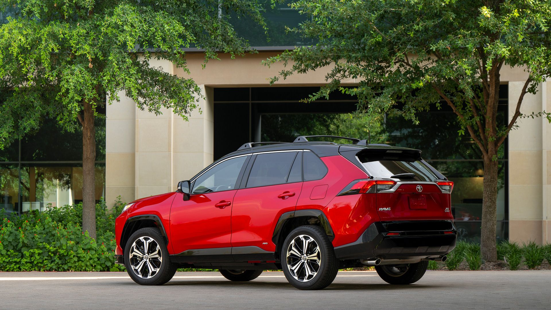 New Name, Same Proven Toyota Hybrid Powertrain – Lifaa Review